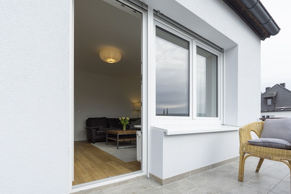 Neu Renovierte Ferienwohnung Für Bis Zu Vier Personen Mit Balkon - Berching