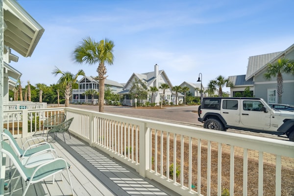 Prominence 30a Reelem Inn - Pet Friendly - Golf Cart, 4 Bikes, Beach, 2 Pools - Rosemary Beach, FL