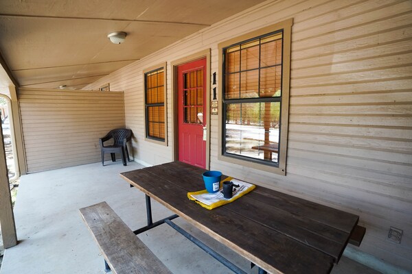 Frio Country Resort - Within Walking Distance To The Frio River! - Concan, TX