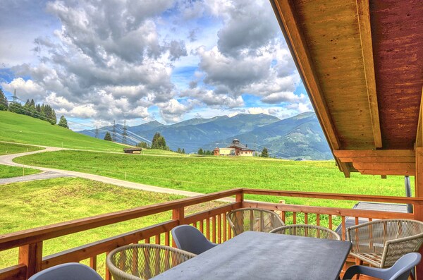 Modern-alpines Chalet Mit Sauna, Direkt Neben Der Skipiste! - Kaprun