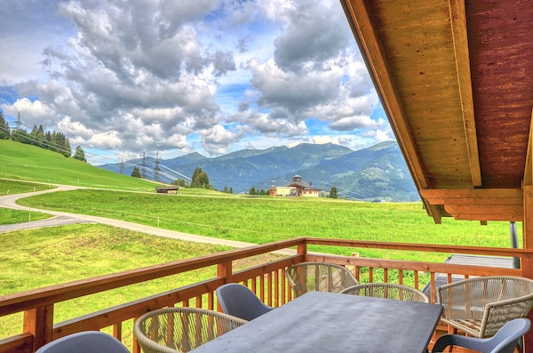 Modern-alpines Chalet Mit Sauna, Direkt Neben Der Skipiste! - Kaprun