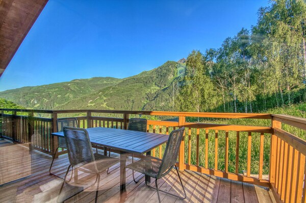 Modern-alpines Chalet Mit Sauna, Direkt Neben Der Skipiste! - Kaprun