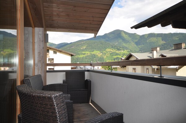 Traumhafte Zweistöckige Penthouse-wohnung Im Zentrum Von Zell Am See - Viehhofen