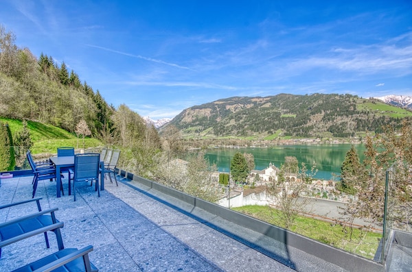 Chalet With Breathtaking Views Over The Zeller See Lake - Zell am See