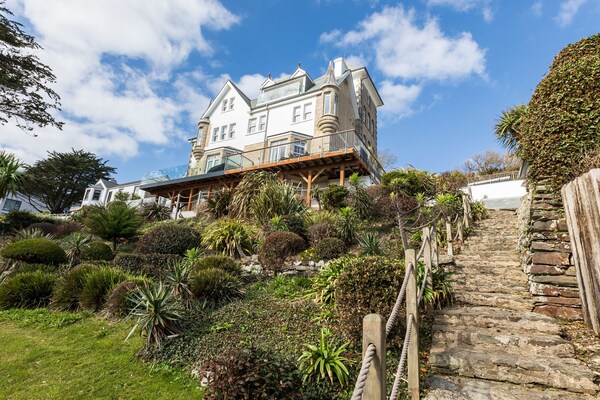 The Tower, 5 Corisande Manor, Family Friendly In Newquay - Crantock