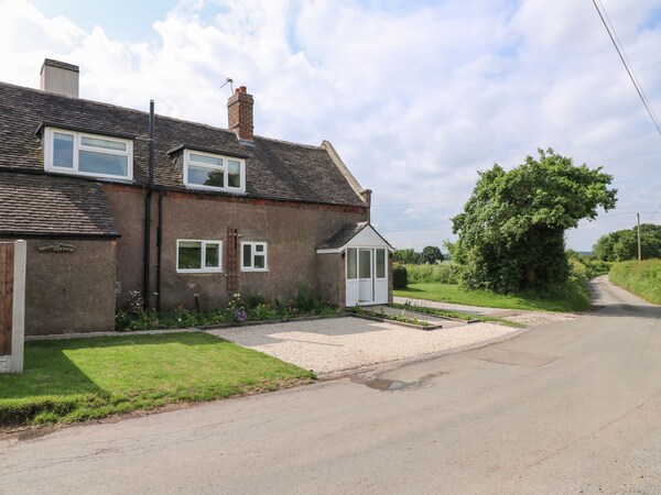 Tolldish Cottage, Family Friendly, With A Garden In Great Haywood - Stafford (UK)