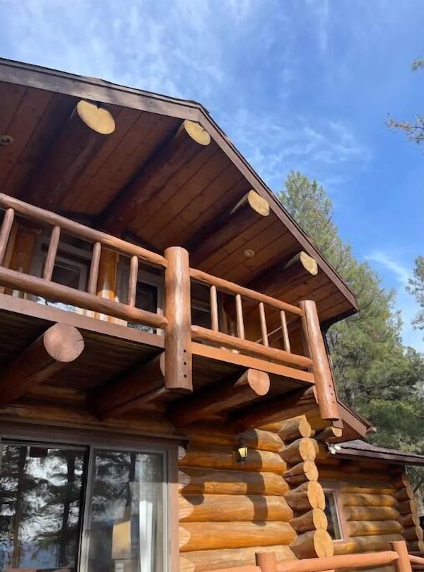 Living Well Lodge With Panoramic Views - Bonners Ferry, ID