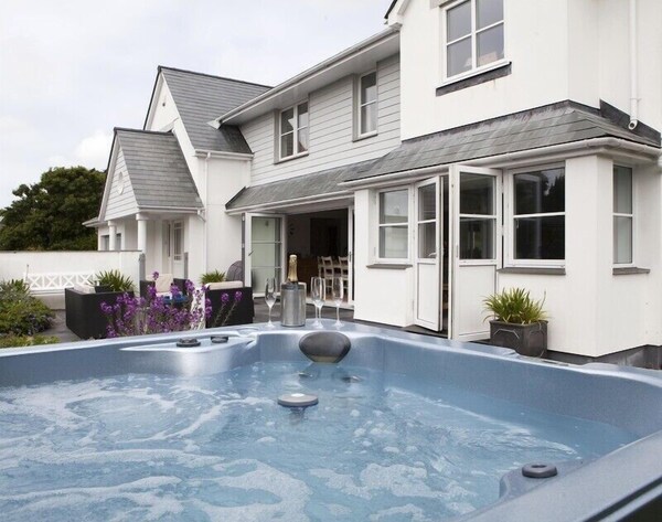 Cherrytrees, Family Friendly, With Hot Tub In Rock - Padstow