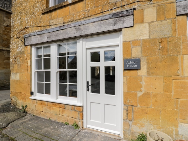 Ashton House, Pet Friendly, Character Holiday Cottage In Blockley - Moreton-in-Marsh