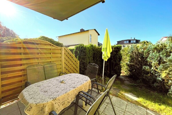 Moderne Und Gemütliche Ferienwohnung Mit 55qm Für 4 Personen Plus Kind. - Loddin