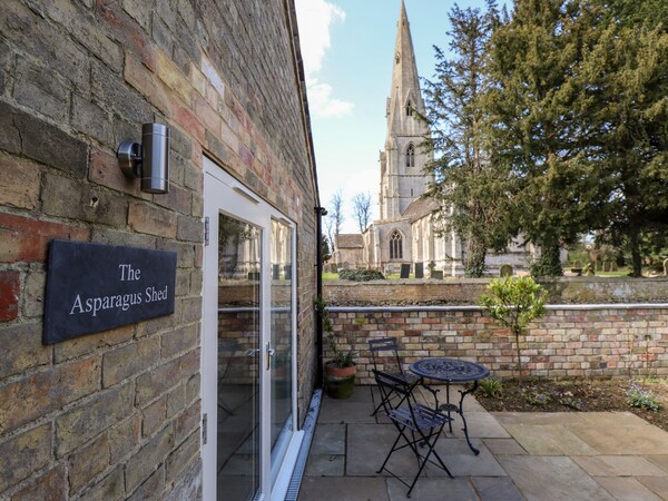 The Asparagus Shed, Pet Friendly, With A Garden In Heckington - Lincolnshire