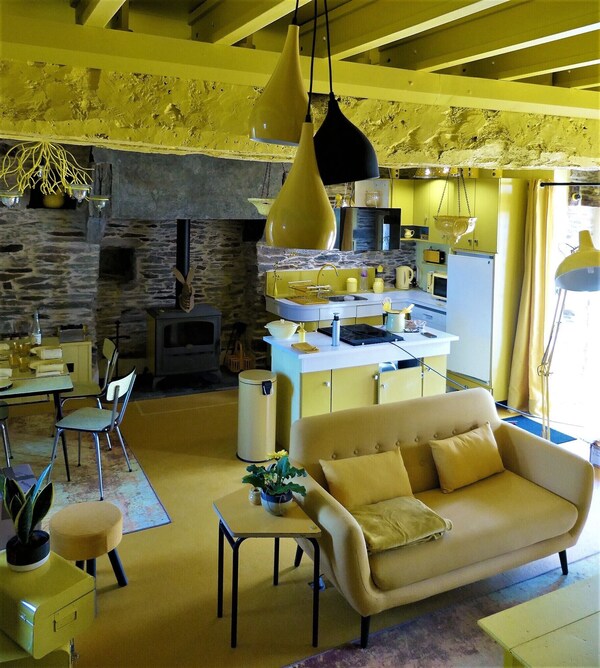 Gîte Jaune Bonbon, Proche De La Mythique Forêt De Brocéliande - La Gacilly