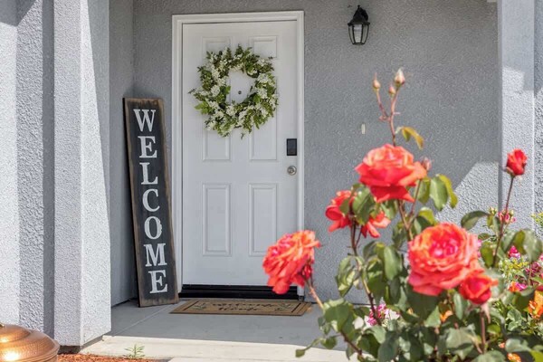 The Poppy House 4bd Near Nas - Lemoore, CA