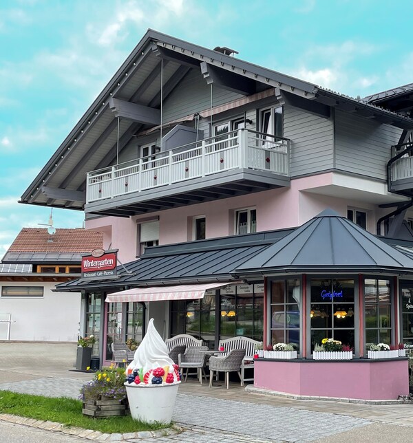 Familienzimmer Mit Schlafgalerie Und Balkon - Obermaiselstein