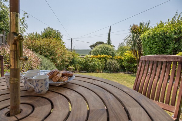 End Cottage, Character Holiday Cottage, With Open Fire In Malborough - Hope Cove