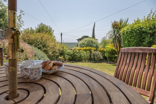 End Cottage, Character Holiday Cottage, With Open Fire In Malborough - Hope Cove