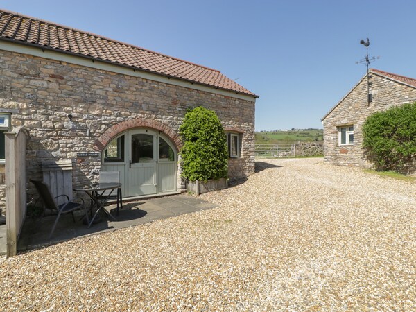 Little Wharf, Pet Friendly, Character Holiday Cottage In Bleadon - Weston-super-Mare