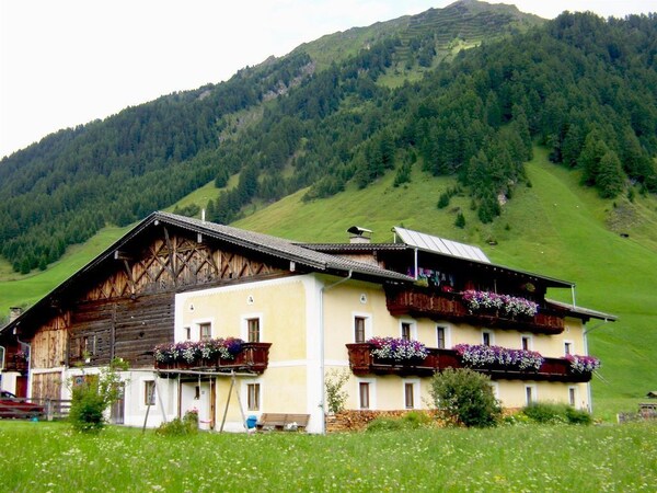 Vacation Apartment Klein - Gattererhof - Hintertux Glacier