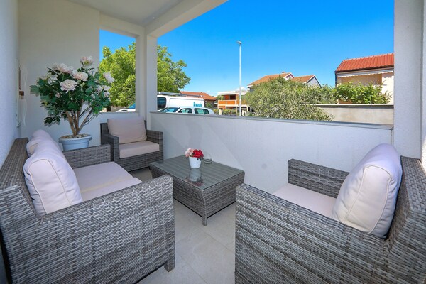 One Bedroom Apartment With Terrace Bibinje, Zadar (A-13386-a) - Bibinje