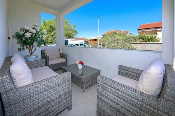 One Bedroom Apartment With Terrace Bibinje, Zadar (A-13386-a) - Bibinje