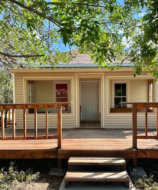 Rustic Western Getaway At Hot Springs State Park! - Thermopolis, WY