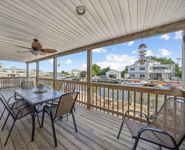 Renod Beach Heaven West Waterfront Lagoon With Dock 2 Decks Walk To Bay Beach - 長灘島