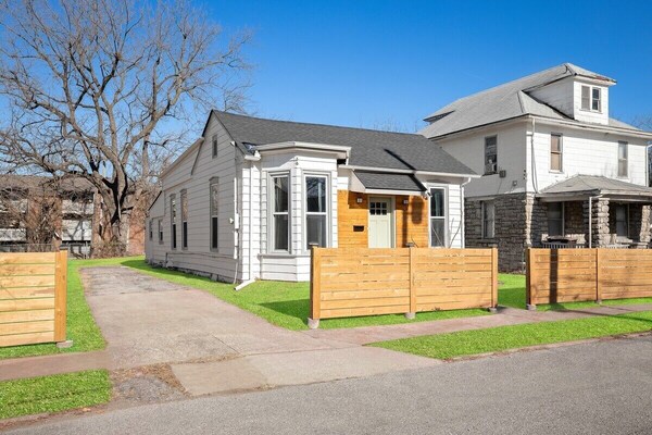 2br/1ba Home|weekend Getaway|quiet Area|near Ku - Kansas City, KS