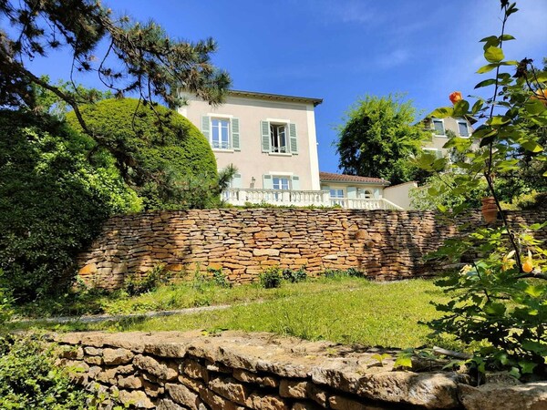 Villa Les Roses -  Maison Avec Piscine Et Jardin - Oullins