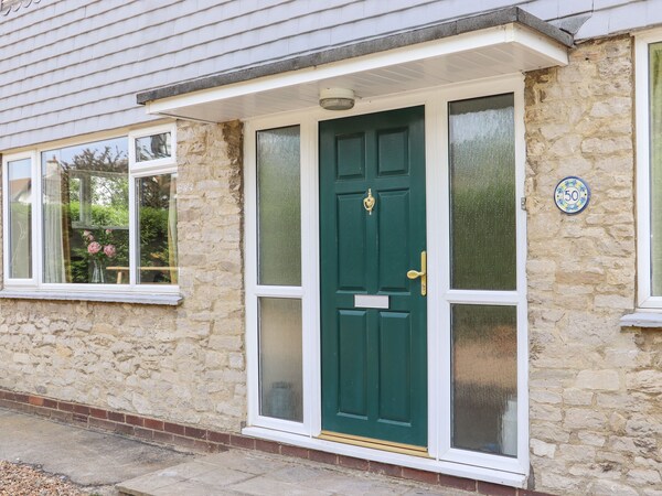 The Garden House, Pet Friendly, With A Garden In Whitstable - Tankerton Beach