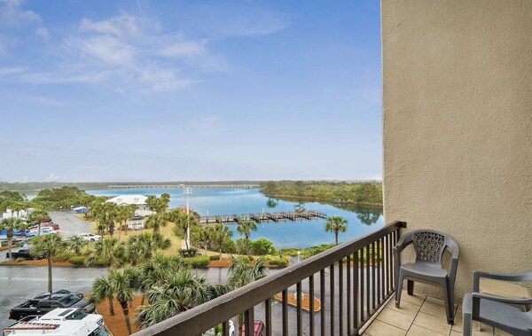 Oceanfront -3 Bdr. -3 Bath At Pinnacle Port A-303 With Pools And Amenities. - Rosemary Beach, FL