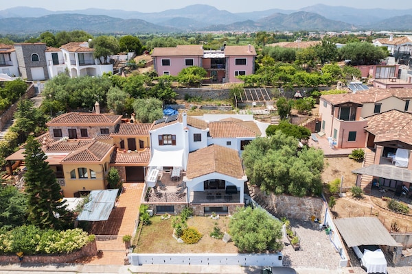 Tradewinds Villa - Tortolì