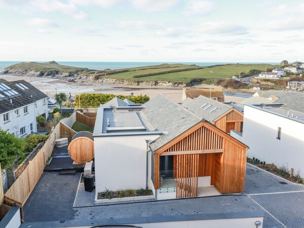 7 Longshore, Pet Friendly, Luxury Holiday Cottage In St Columb Minor - Newquay