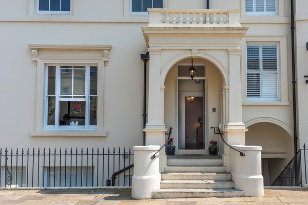 Archery Retreat, Pet Friendly, With A Garden In St Leonards-on-sea - Battle