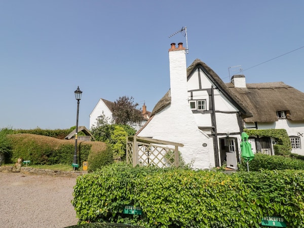 Bluebell Cottage, Pet Friendly, With A Garden In Shottery - 스트랫퍼드어폰에이번