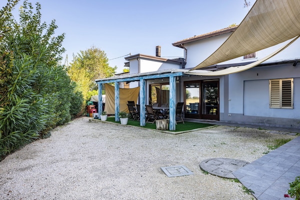 Studio 'Appartamento Brussa Beach' Avec Terrasse Privée, Wi-fi Et Climatisation - Caorle