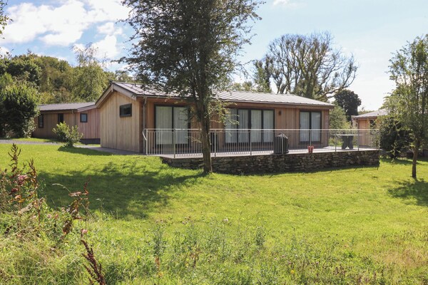 Hawthorn Croft, Pet Friendly, With A Garden In Haverthwaite - Cartmel