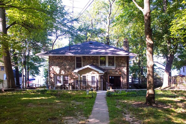 The Old Stone Cottage At Tippy - Indiana