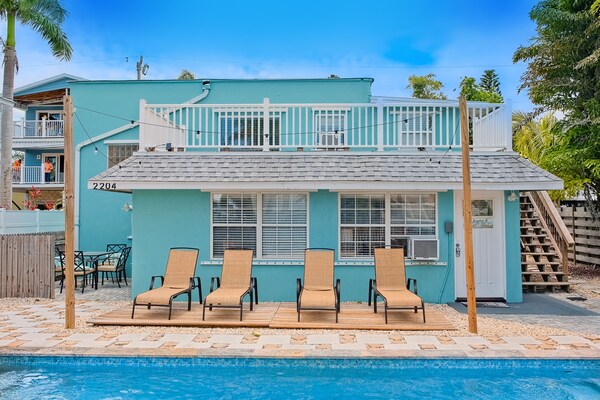 2nd-floor Duplex Near Beach With Heated Pool, Grill, Balcony, & W/d - Anna Maria Island, FL