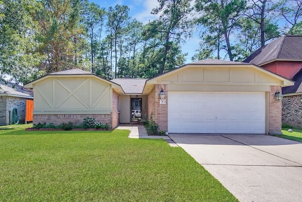 Pup Friendly Home In Spring W/yard Near Iah, Exon & The Waterway - The Woodlands, TX
