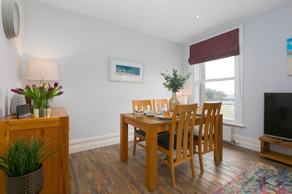 Arghanti, Pet Friendly, Luxury Holiday Cottage In St Ives - St Ives
