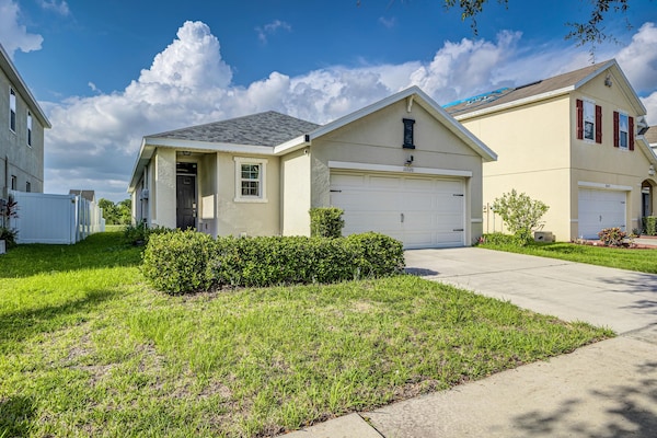 Peaceful 2br Home W/ Modern Comforts In Riverview - Riverview, FL