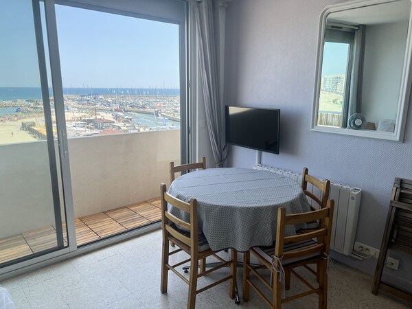 "Le Grand Bleu" Appartement Vue Exceptionnelle 270° 1ère Ligne Mer Dans Village - Palavas-les-Flots
