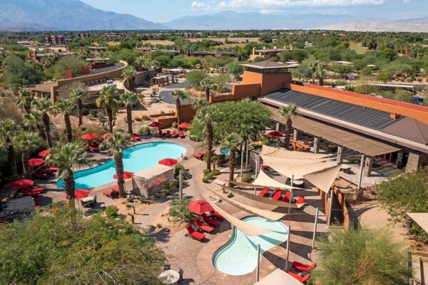 Sunny Palm Dessert Escape | 1br Room W/ Private Terrace | Pool Access - Rancho Mirage, CA