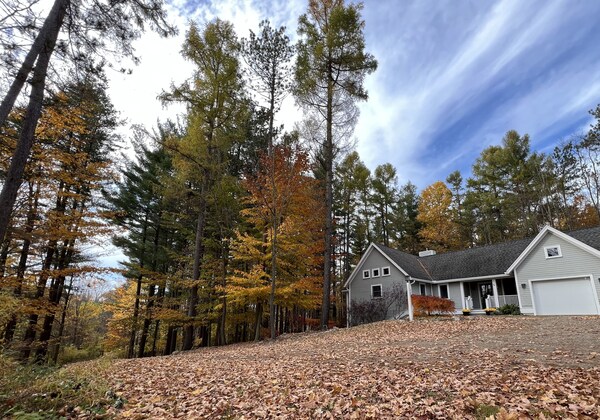 The Gray Owl - A Modern Cottage For 8 With Hot Tub - Chautauqua Lake, NY