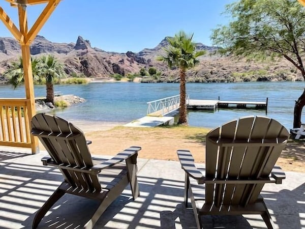 Dock Holiday! Waterfront Cottage With Boat Ramp! - Buckskin Mountain State Park, Parker