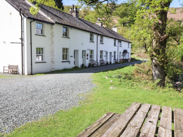 High Stile, Pet Friendly, Character Holiday Cottage In Rosthwaite - Borrowdale
