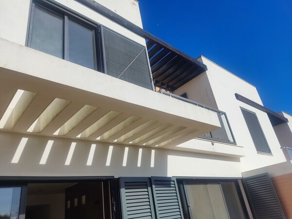 Charming 3-bedroom Villa With Wifi And Ac With Sea View In Albufeira - Guia