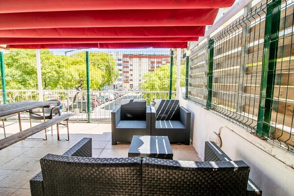 Holiday Apartment Costa De Caparica For 1 - 7 Persons With 2 Bedrooms - Holiday Apartment - Costa da Caparica
