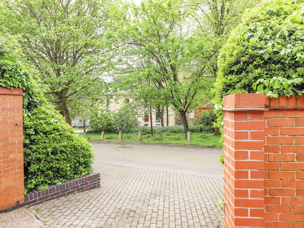 The Imp's Pad, Pet Friendly In Lincoln - Lincoln