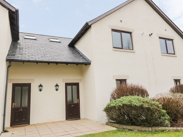 Whitbarrow 24, Family Friendly, With Pool In Penruddock - Scotland
